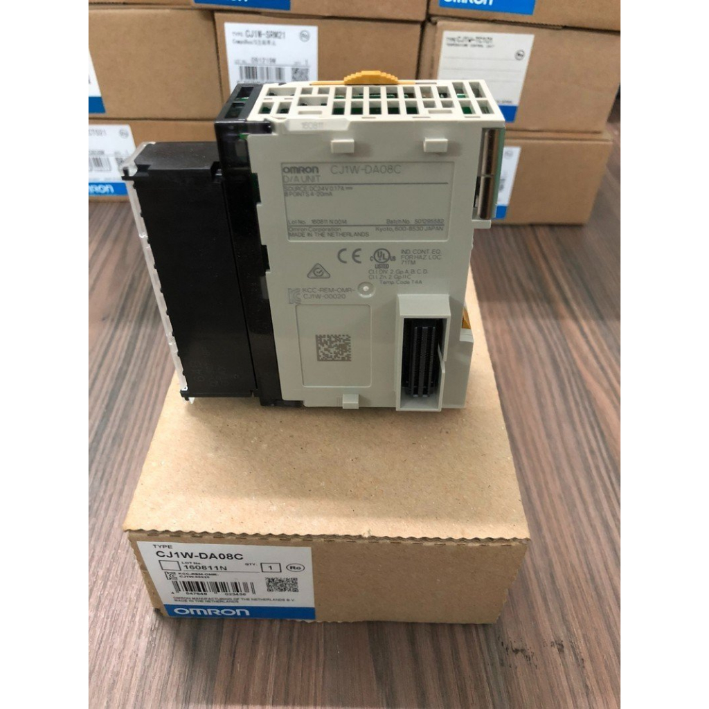 CJ1W-DA08C Expansion Block, CJ1W-DA08C Expansion Block, CJ1W-DA08C ...