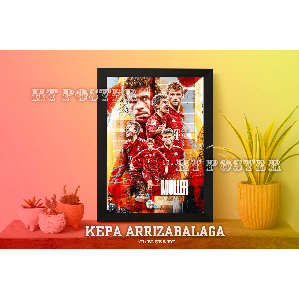 Muller poster photo frame in Bayern Munich shirt color includes 2 sizes ...