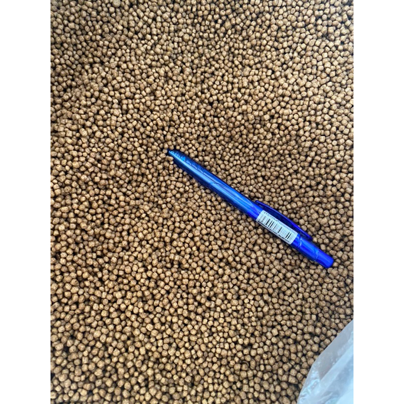 [40% Protein] Fish Bran, Fish Food, Koi Fish Bran, 3-tailed fish ...