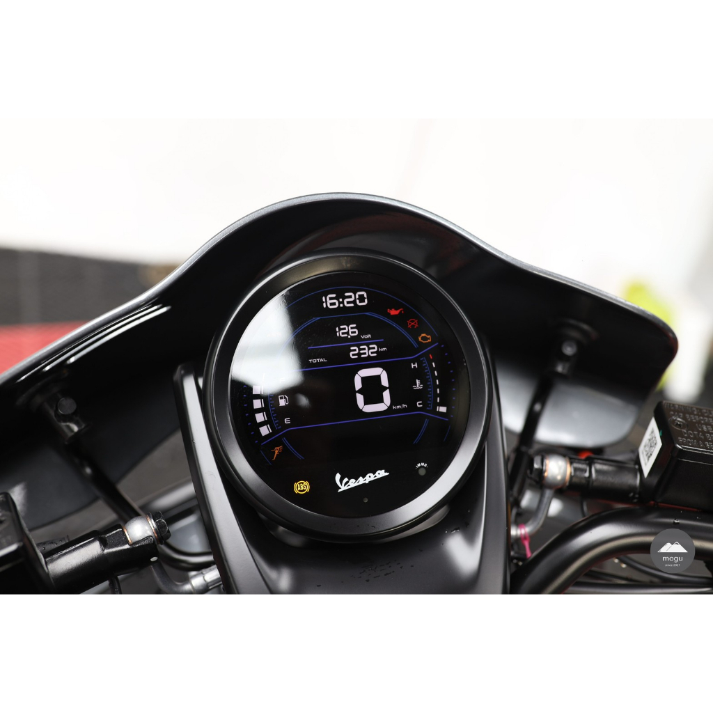 Vespa GTV HPE 2024, PPF stickers for Vespa GTV HPE 2023 Watch, self ...