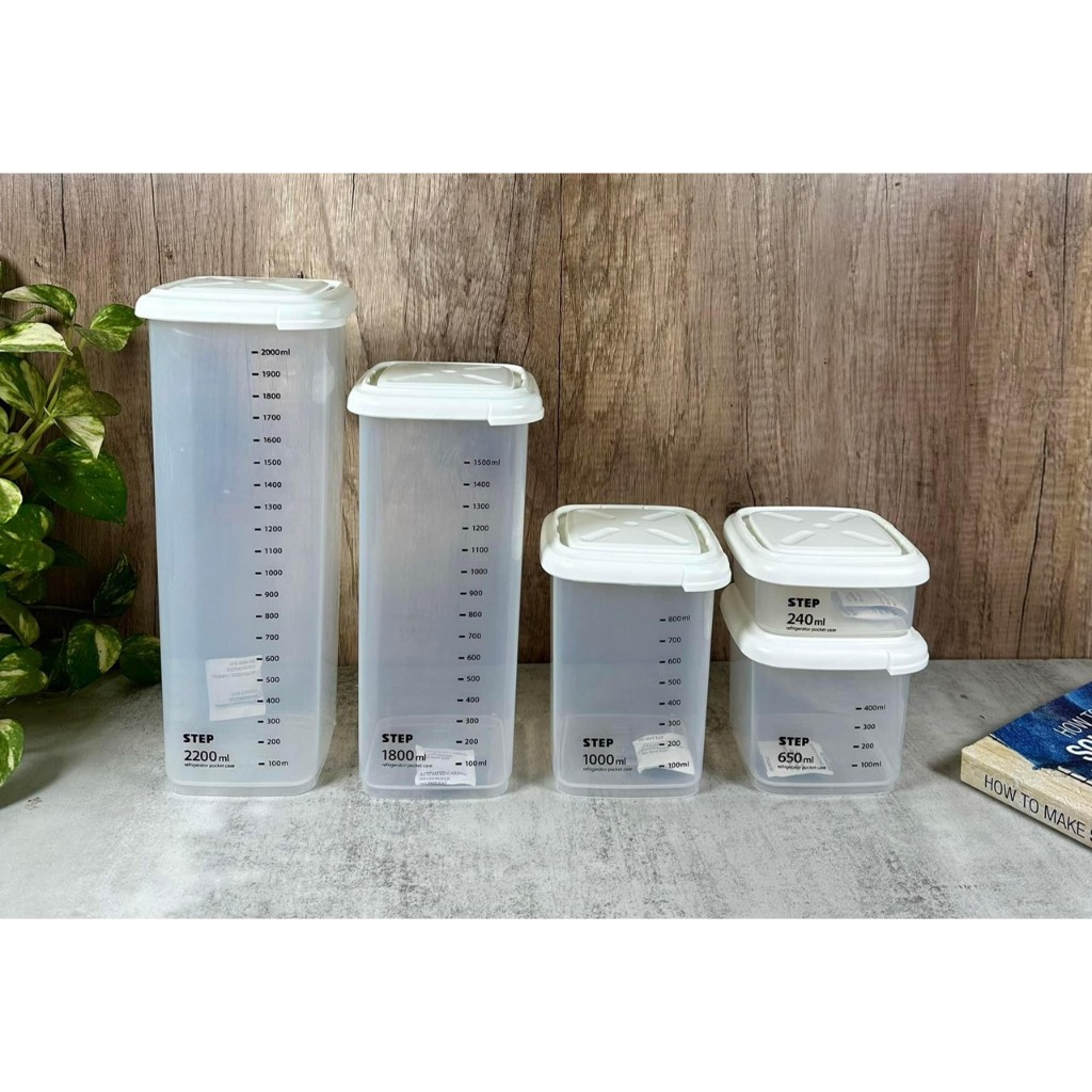 Square plastic jar with graduated lid and tight lid for square food ...