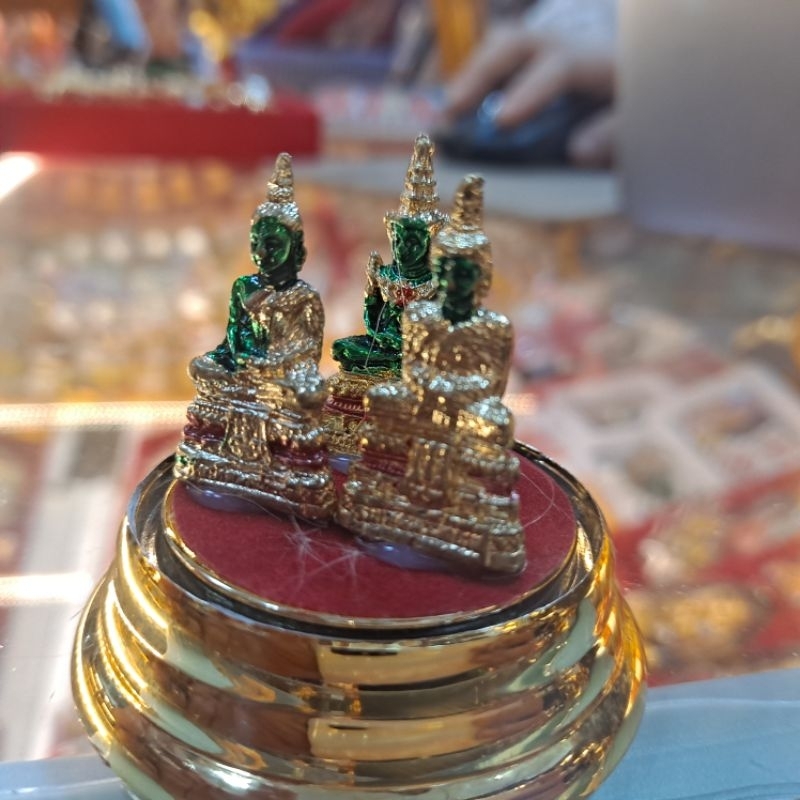 Discover Decorating Statues of 3 Jade Buddhas with Glass Cages Spring ...