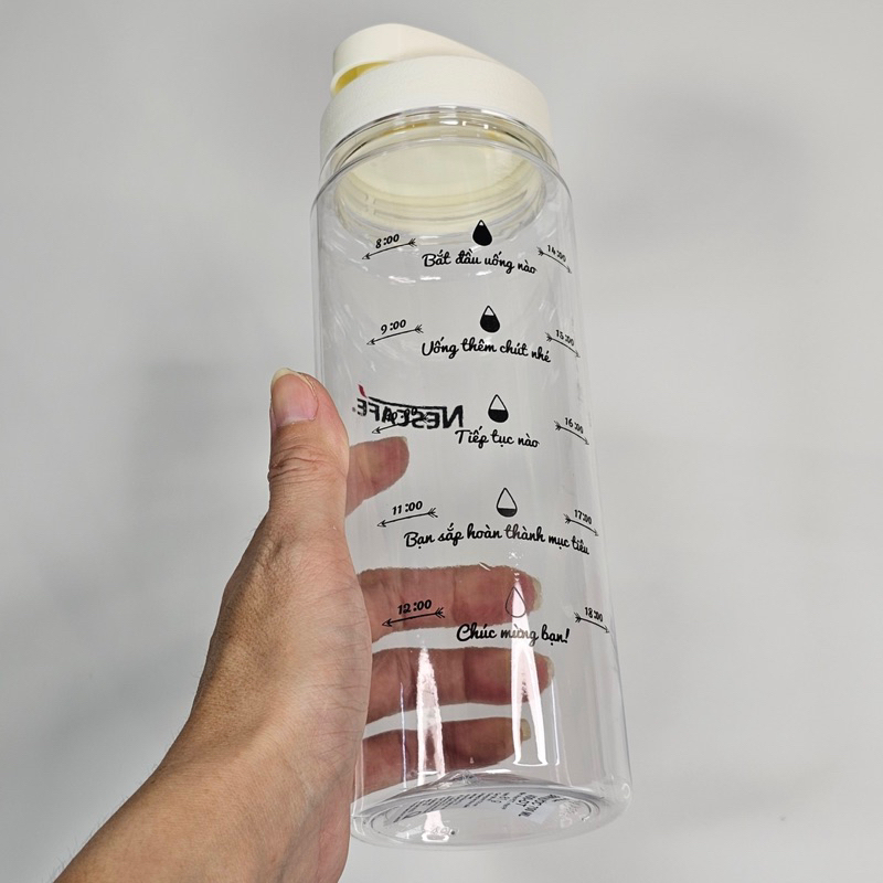 Duy Tan 700ml water bottle with graduated water reminder (Nescafe ...