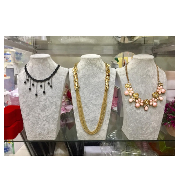 Velvet mannequin neck with chain hanging - Gray Velvet Mannequin Neck ...