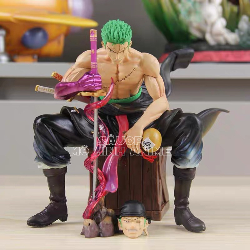Zoro sitting in a chair 14.5cm high with 2 replaceable heads (Anime One ...