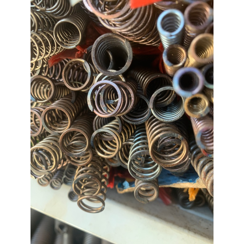 XO Non-compression spring 17 (2mm thread, 300mm long) | Shopee Malaysia
