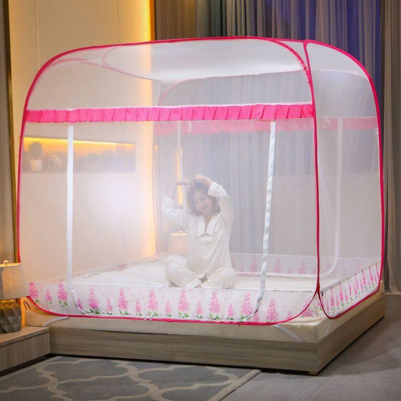 Self-extracting Mosquito Net With Foot Border The Self-Extracting ...