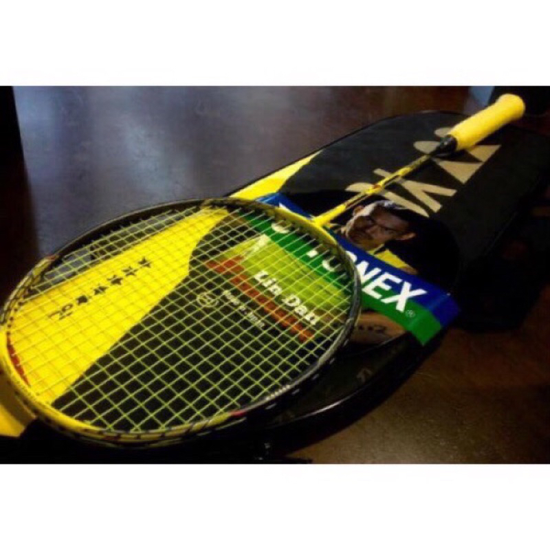 Yonex Astrox racket 100zz,99,88,voltic FB yellow, pre-tensioned nanoray ...