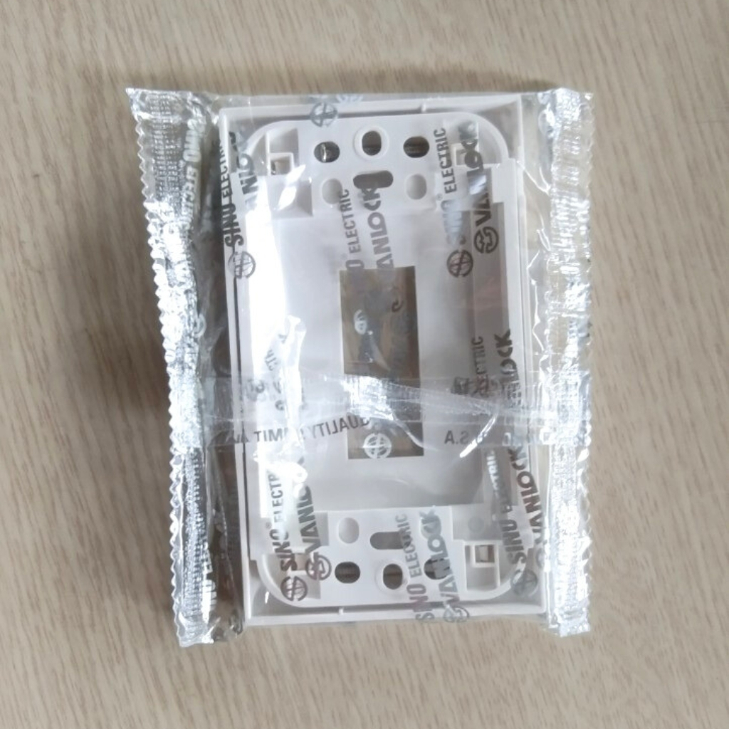 Concealed panel, recessed base with Sino rail installed with 1P small ...