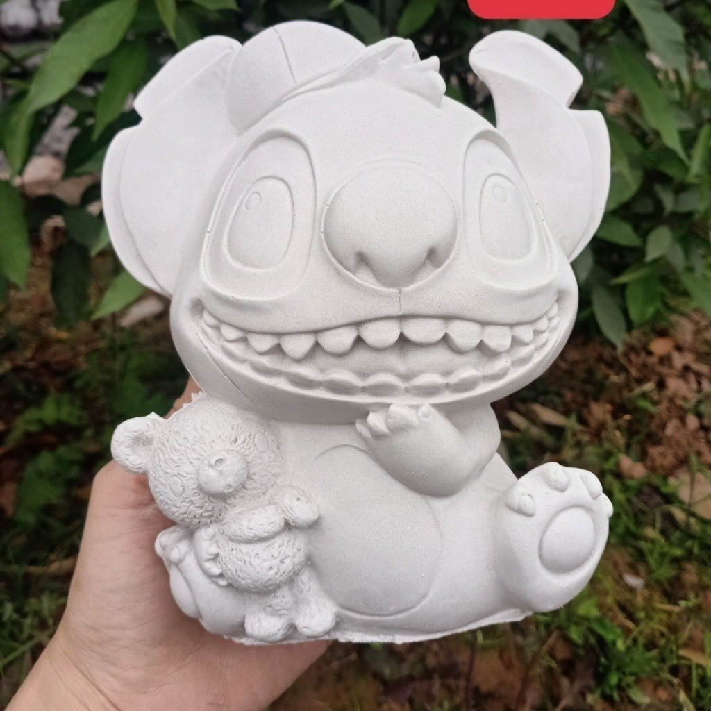 Colored plaster statue of STITCH bear wearing a large size hat | Shopee ...