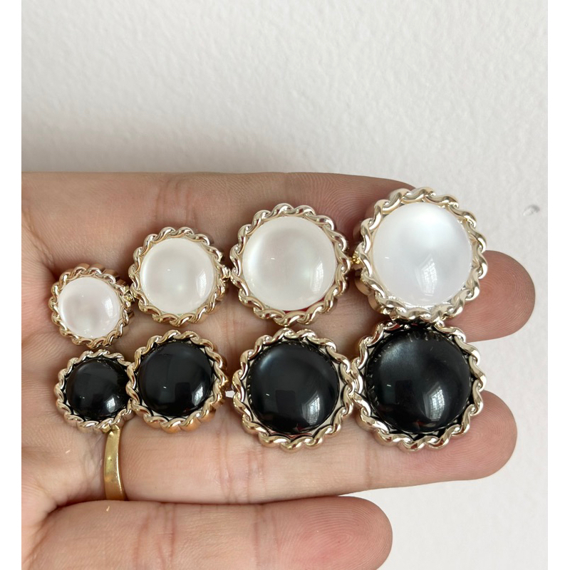Set of 3 - 5 matte jade buttons in black and white with gold border ...