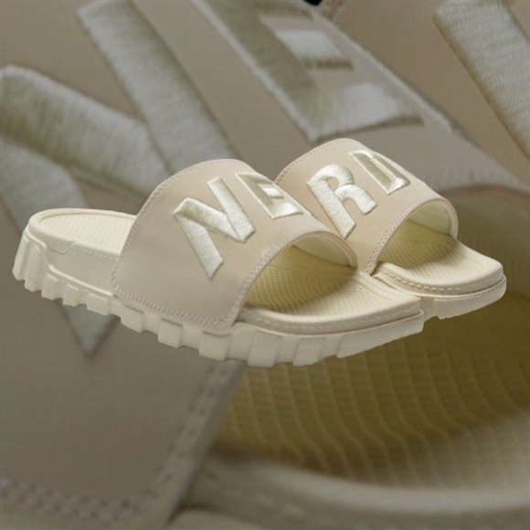 Nerrdy high-quality embroidered cross-strap sandals for men and women ...