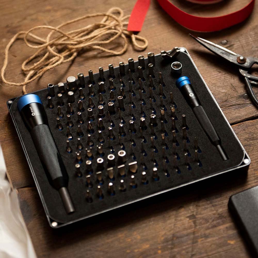 IFixit Manta The most intensive kit from iFixit 112 steel screw heads ...