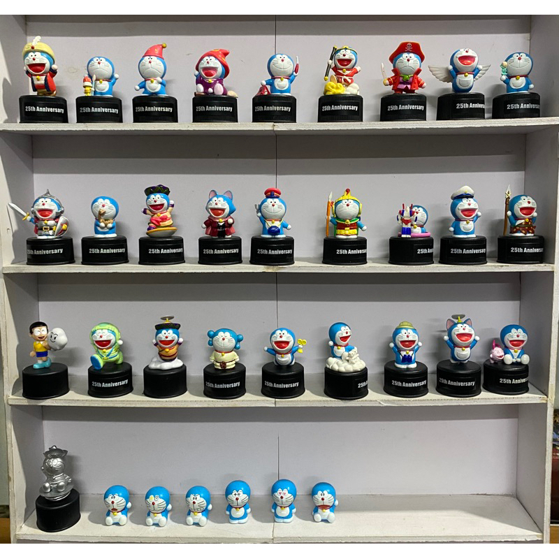 Genuine mini Doraemon model | Shopee Malaysia