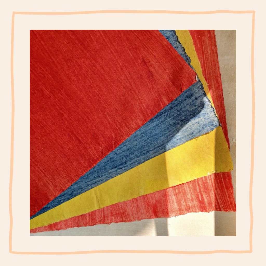Multi-colored scallop paper, size 35x50 - traditional Vietnamese ...