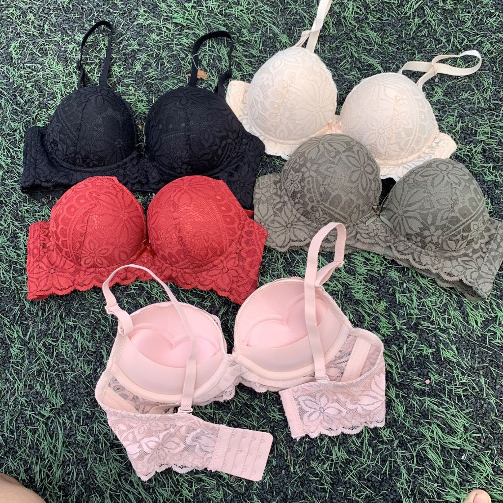 Women's super lift bra, thickly padded underwire bra with ventilated ...