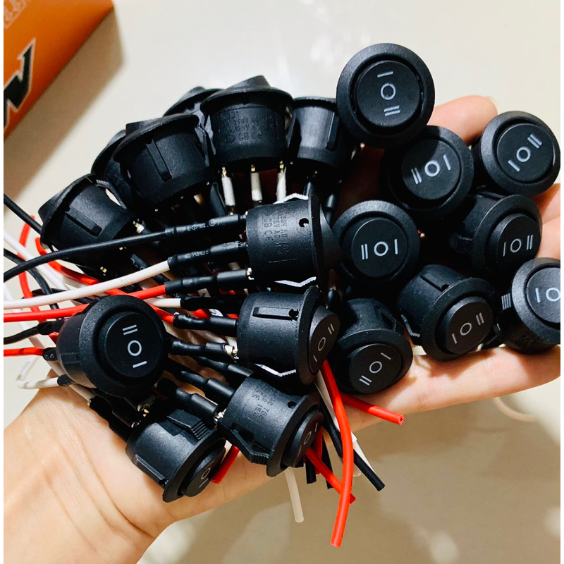 Rocking Switch KCD1-105 Round/Square, Black 3 PINS 3P ON - OFF | Shopee ...