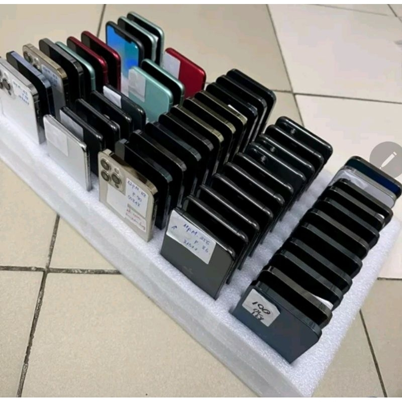 Foam Phone Tray 30 compartments (50*20*10)cm | Shopee Malaysia