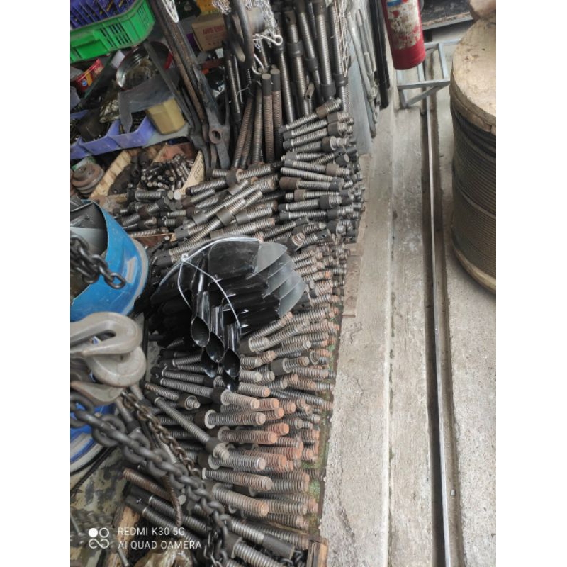 Threaded shaft for vise clamping drill table, making pipe bending ...