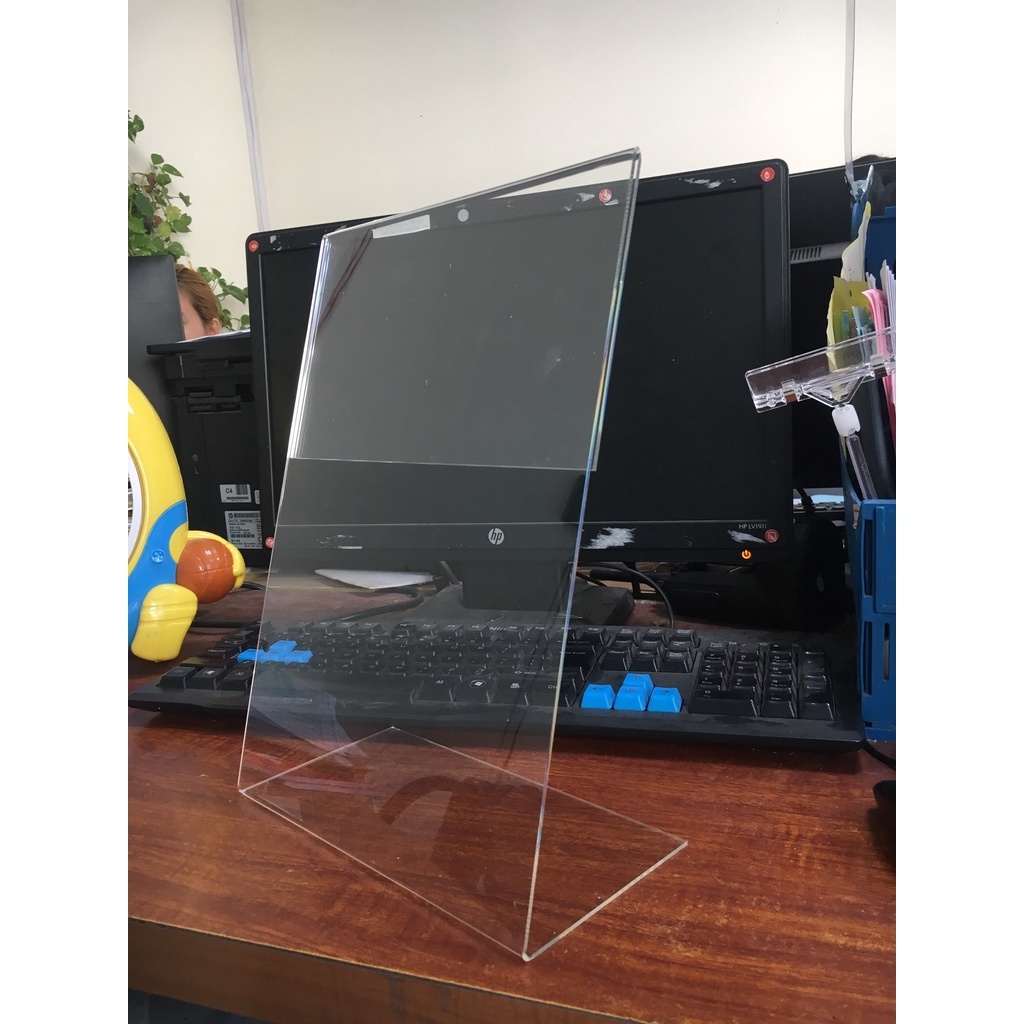 L-shaped A4 mica menu board specialized for use in restaurants, shelves ...