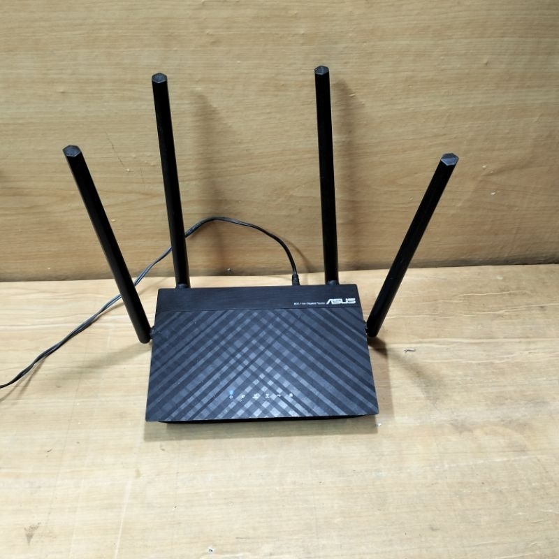 Asus RT-AC1300UHP wifi transmitter (OLD PRODUCT) | Shopee Malaysia