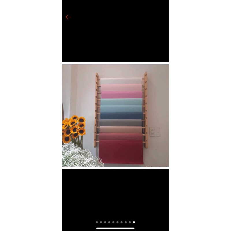 Paper Hanging Shelf Is Designed With Extremely Luxurious And Delicate ...