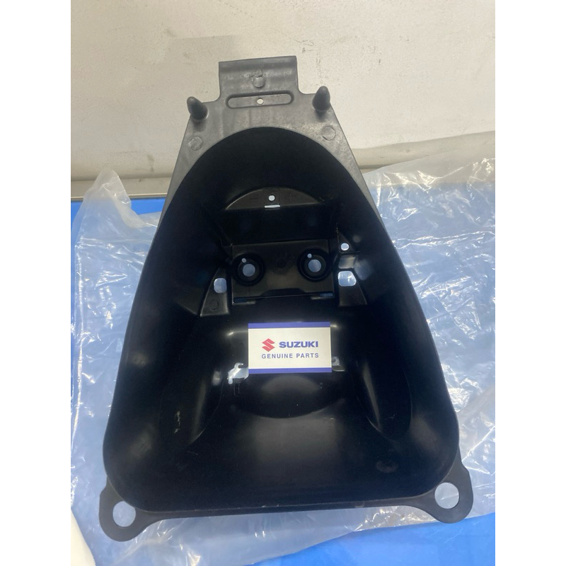 Genuine Suzuki Revo-110cc saddle box - trunk | Shopee Malaysia