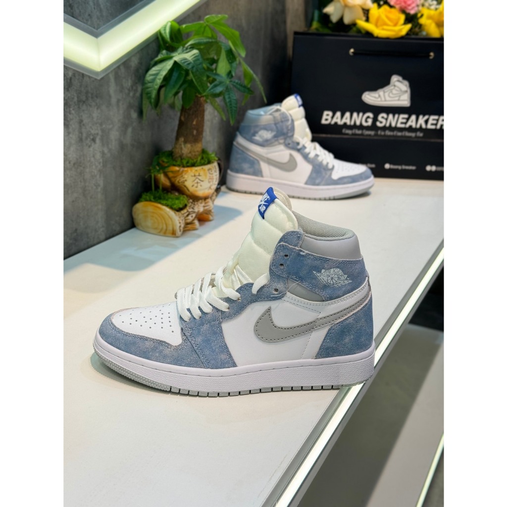 Jd Sneakers With High Tube In Blue, JD Sneakers hyper Beautiful Version ...