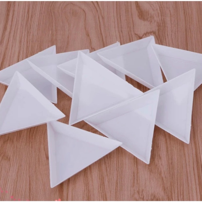 Triangular Tray For nail Stone charm (Triangle Tray) | Shopee Malaysia