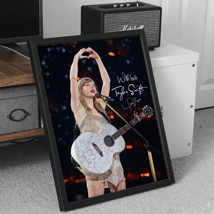 Taylor Swift Poster - Taylor Swift The Eras tour - Adhesive - With ...