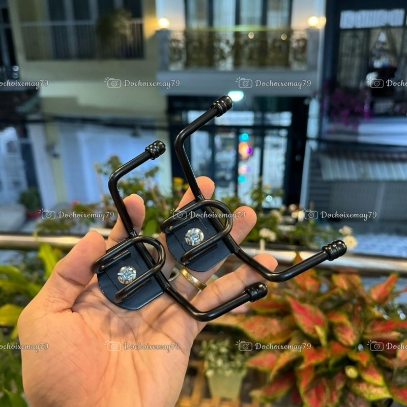 Vario Vision Click hanger comes with powder-coated u-shaped hook ...