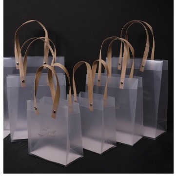 Transparent plastic bag Transparent gift bag cosmetic gift bag birthday ...