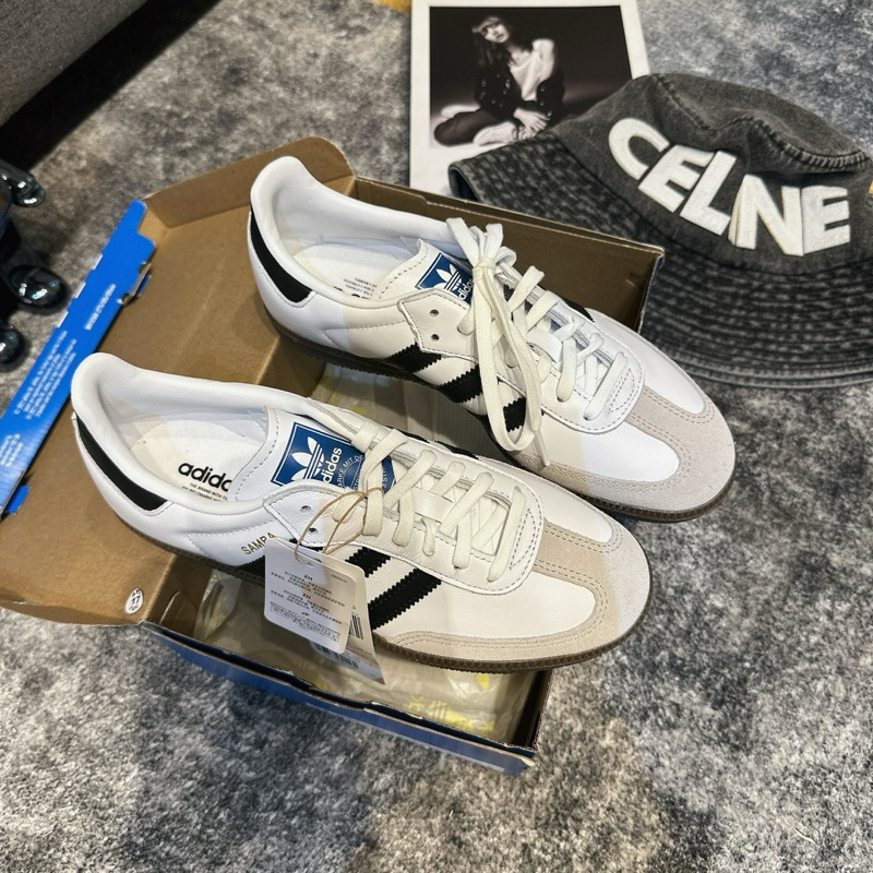 Samsung Flat Sneakers With 3 Stripes full box Ready Stock Ship ...
