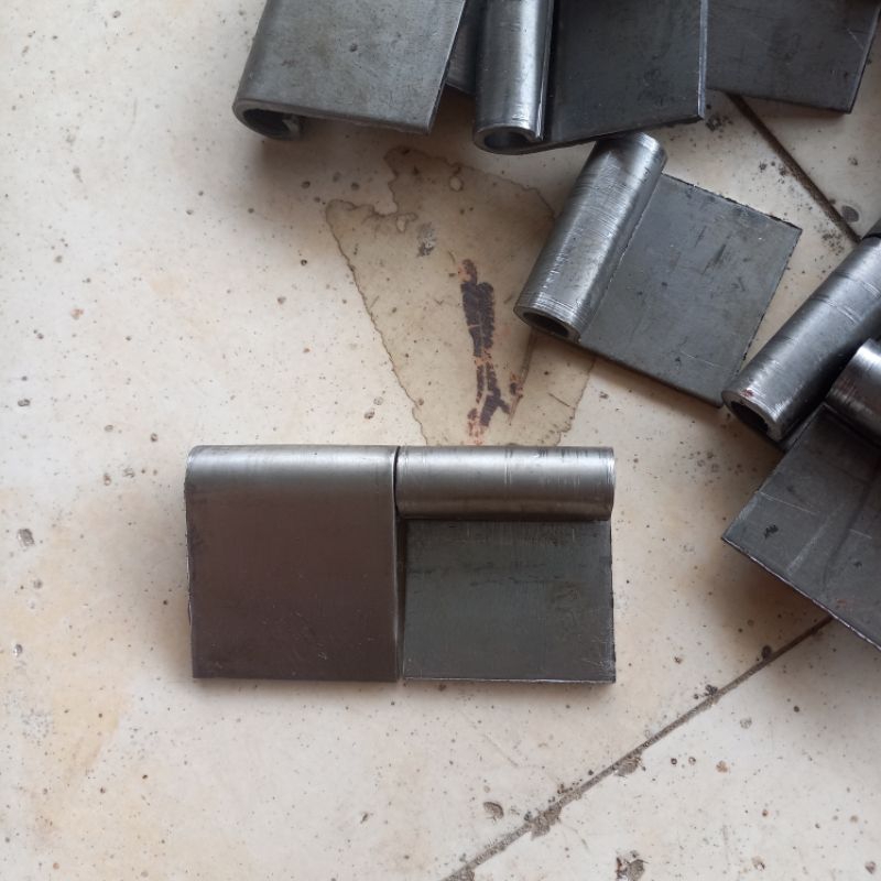 Thick iron leaf hinge. TO. Rolling hinges. Iron door hinges 8,5x4,5 ...