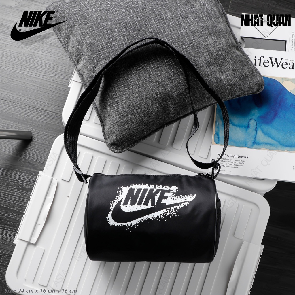 Nike poly waterproof mini sportsClear bag with 1 main compartment and 2 ...
