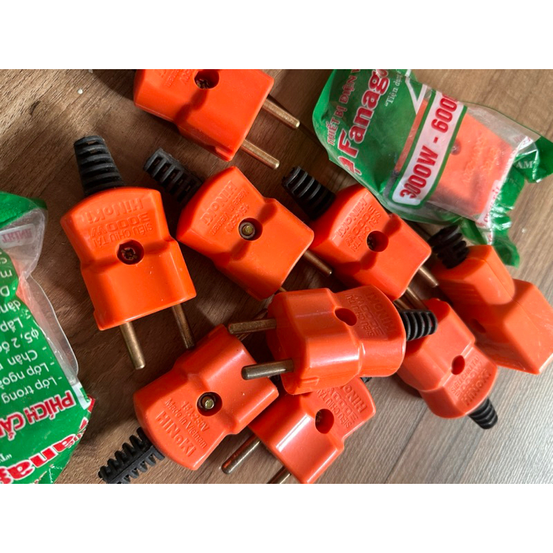 [Quality Product] Genuine Hinoki industrial load-bearing plug, 3000W ...