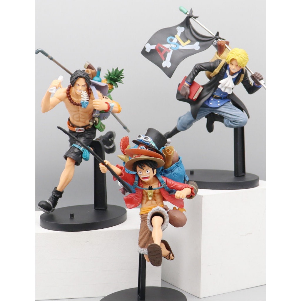 One Piece character model in the set of 3 brothers Sabo, ACE, Luffy ...