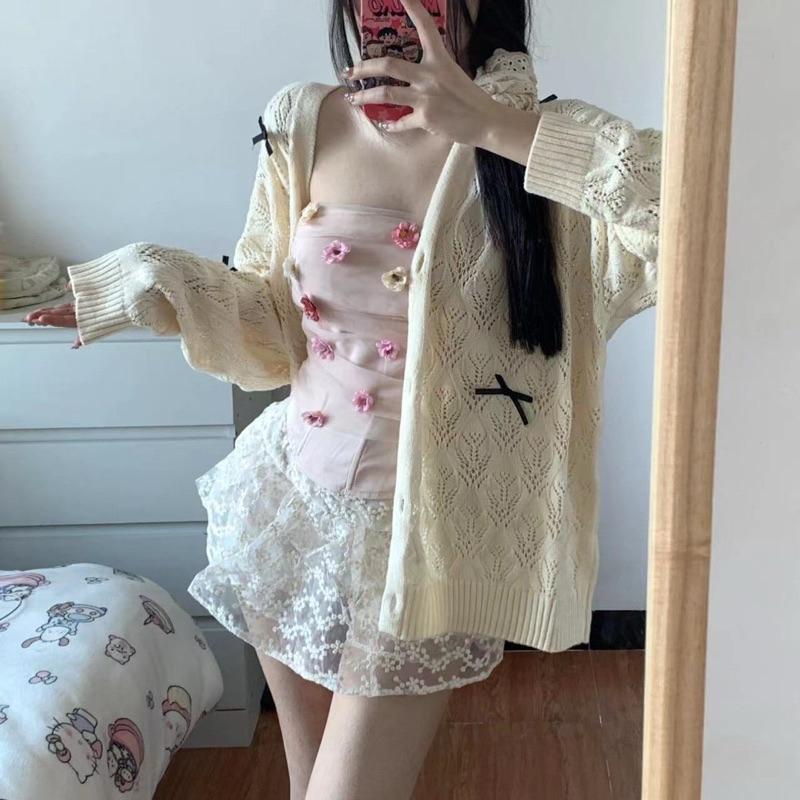[REAL Photos] AVAILABLE Thin beige knitted cardigan with oversize bow ...