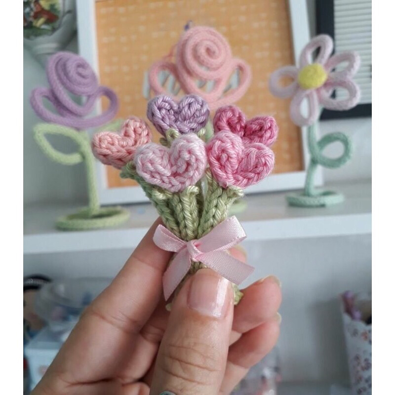 [Pre-order] Mini handmade wool flower bouquet with many shapes and ...