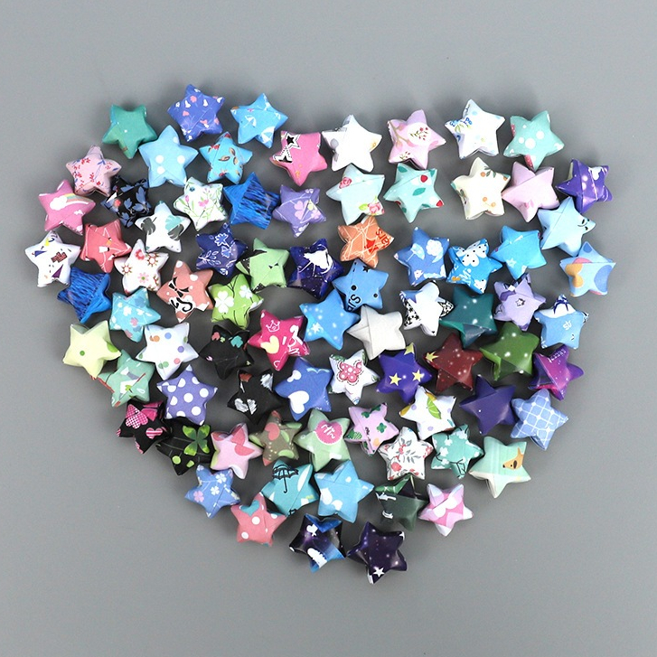 100 - 520 pre-folded paper stars with cute patterns (mix many patterns ...