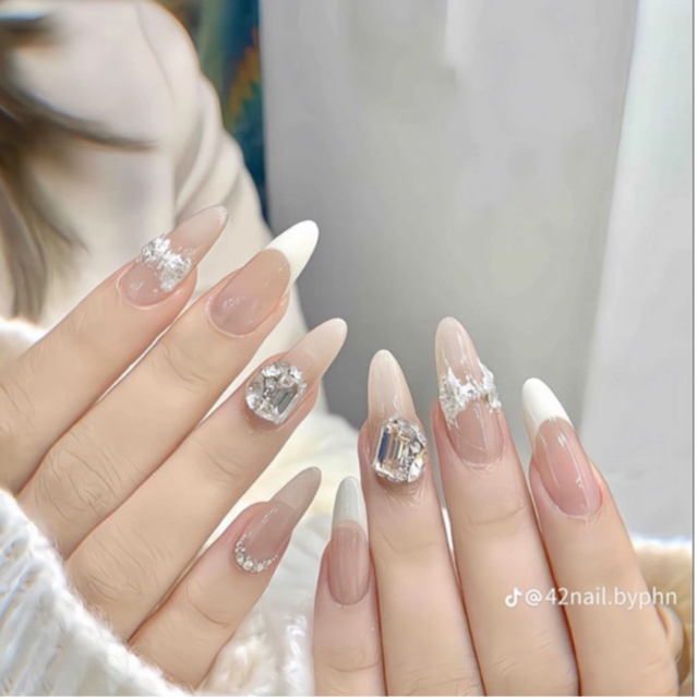 Nail box, White fen nail Sample With Stone, Cement Effect, nail box ...