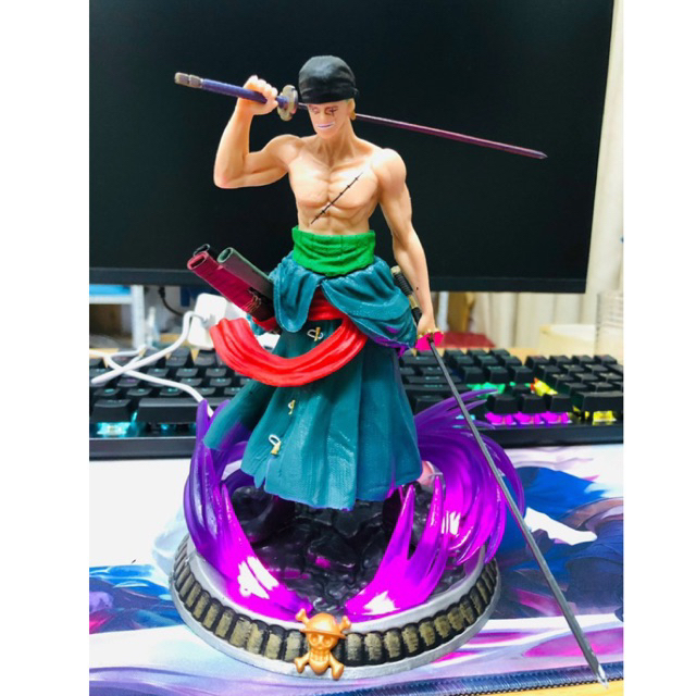 [With Led light] Bloody One Piece Zoro model | Shopee Malaysia