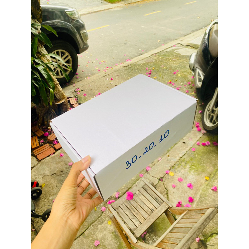 White Gift Wrapping Box (10h combo With White Lid 30-20-10) | Shopee ...