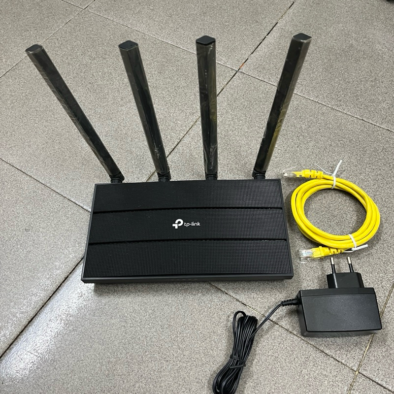 Beautiful Tp-link Archer C6 Dualband AC1200 gigabit wifi transmitter ...