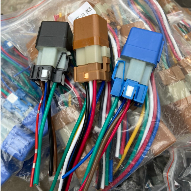Nissan Relay 4 Pins, 5 Pins, 6 Pins 12v With Base. (Price 1 Piece ...