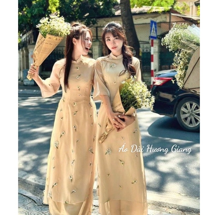 Youthful Ao Dai embroidered flowers - Huong Giang Ao Dai - Stylized flaps, 4 flaps, soft silk ...