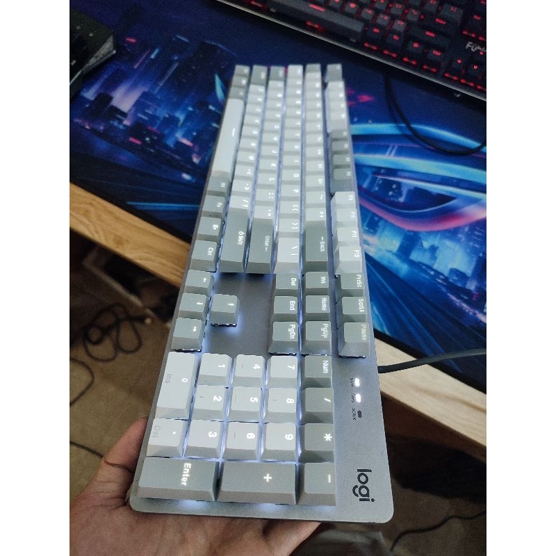 Logitech K845 Mechanical Keyboard is like new. Mix new keycaps | Shopee ...