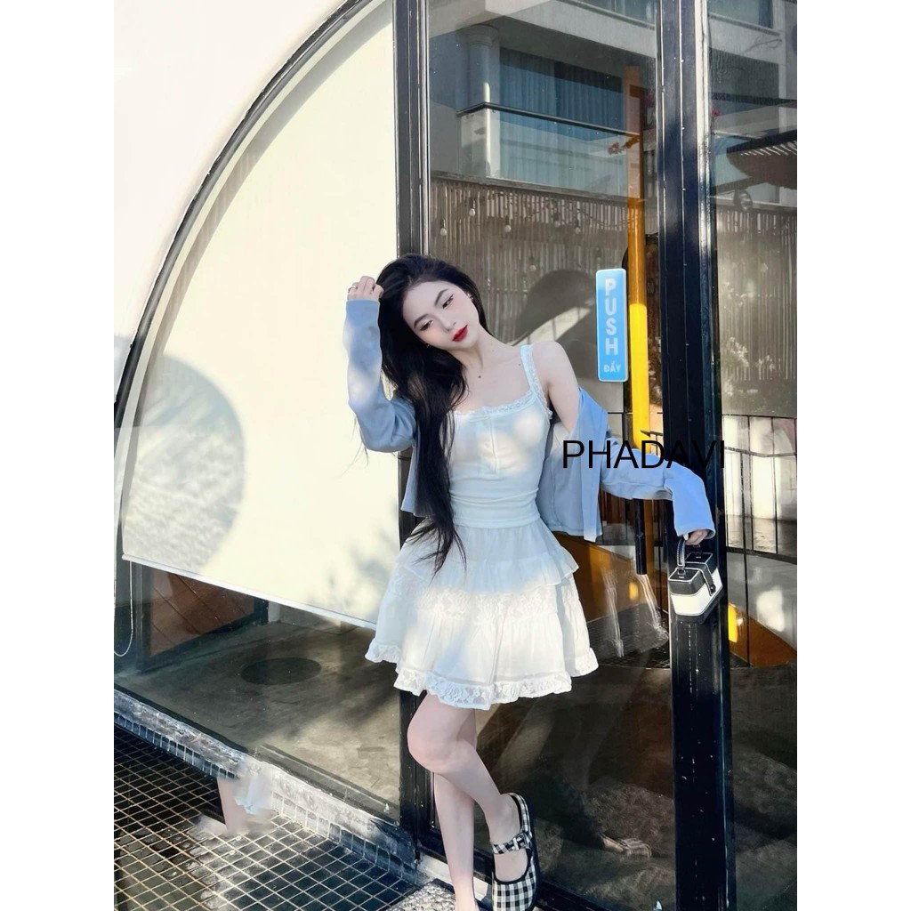Lightning Female Outings, Bras, Jacket Outside, With Short Skirts (With ...