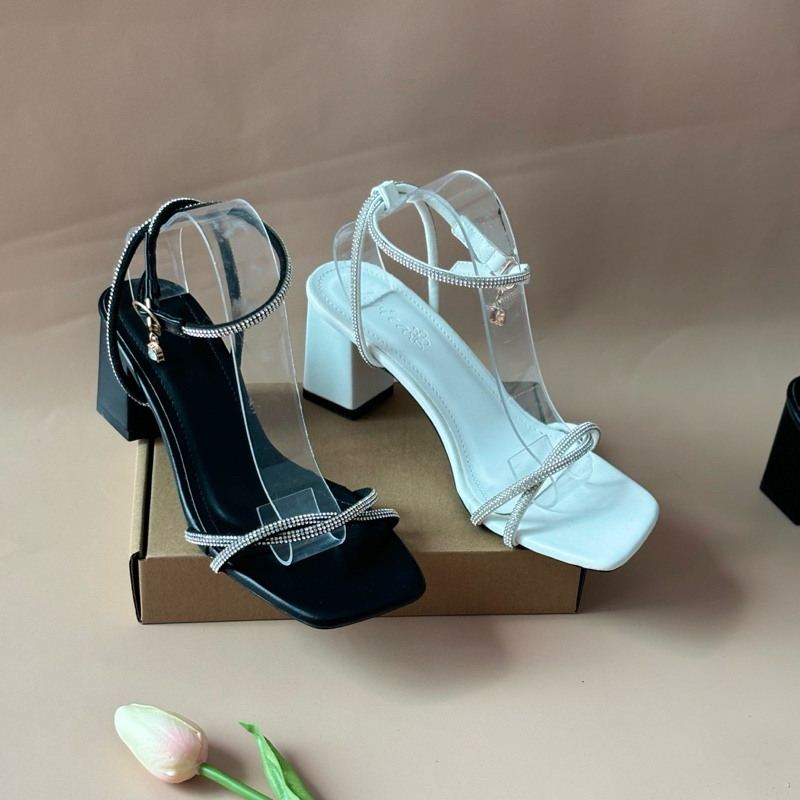 Basic Square High Heels Sandals Super Luxurious For School Easy ...