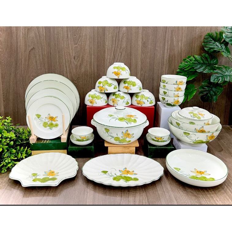 Hand-painted Bat Trang dinnerware set with 100% orange lotus flowers ...